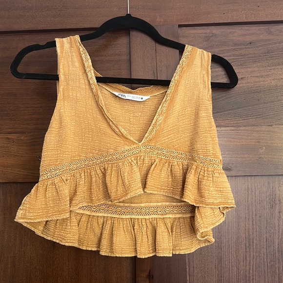 Zara | Tops | Zara Small Flirty Crop Top | Poshmark